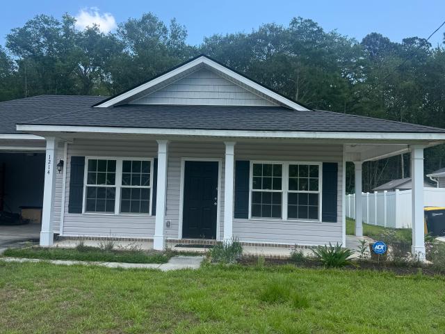 3 BR, 2 BA Apartment 1214 Market St Extension, Darien, GA 31305