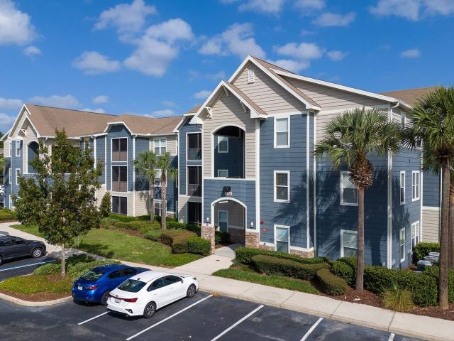 3 BR, 2 BA Apartment 12193 Kernan Lake Drive Unit 02 208, Jacksonville, FL 32246