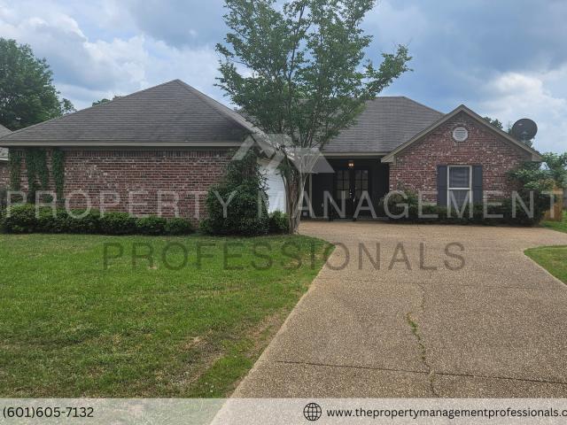 3 BR, 2 BA Apartment 121 Cherry Laurel Cir, Pearl, MS 39208
