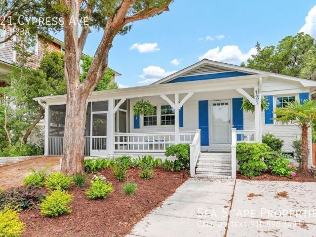 3 BR, 2 BA Apartment 121 Cypress Ave, Wrightsville Beach, NC 28480