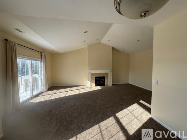 3 BR, 2 BA Apartment 1220 Alameda Boulevard, Unit 1220 Alameda, Troy, MI 48085