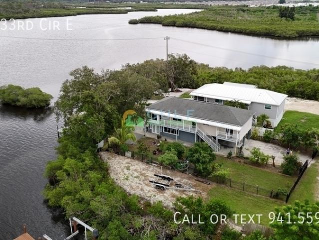 3 BR, 2 BA Apartment 1221 33rd Cir E, Bradenton, FL 34208