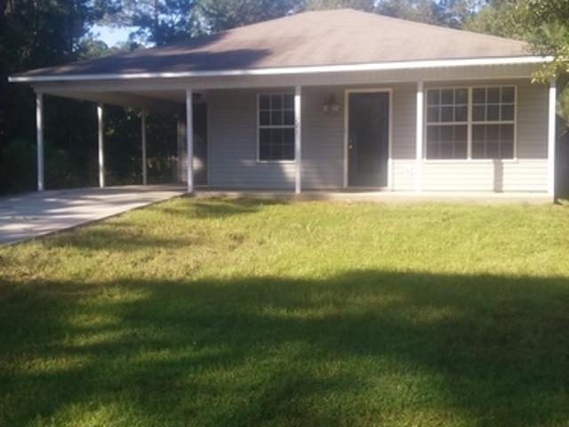 3 BR, 2 BA Apartment 1221 Oak St, Ocean Springs, MS 39564