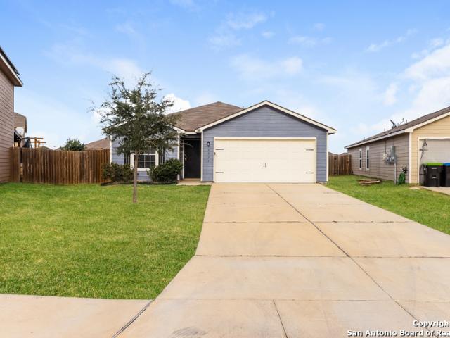 3 BR, 2 BA Apartment 12223 Siragusa, San Antonio, TX 78252