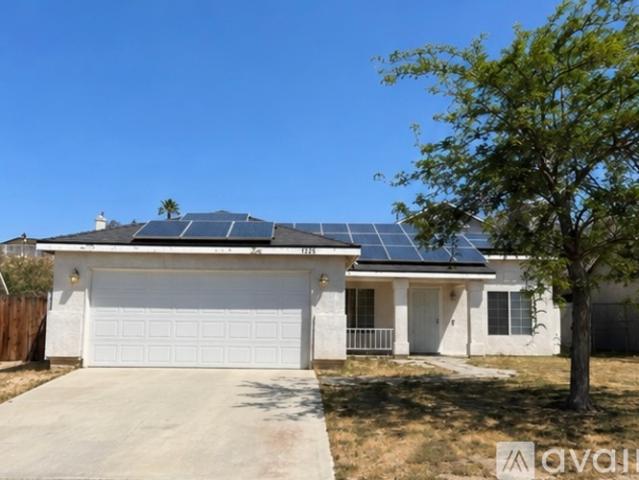 3 BR, 2 BA Apartment 1225 Barrington Ave, Rosamond, CA 93560