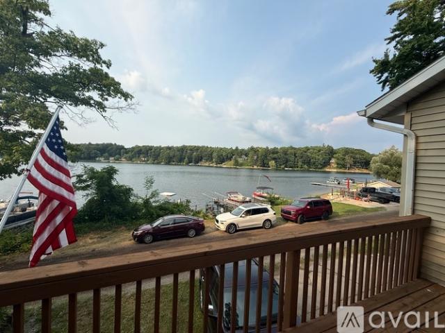 3 BR, 2 BA Apartment 12352 Abbott Street, Belding, MI 48809