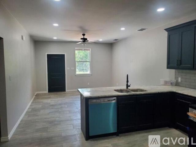 3 BR, 2 BA Apartment 1235 Farm To Market Road 757, Tyler, TX 75705