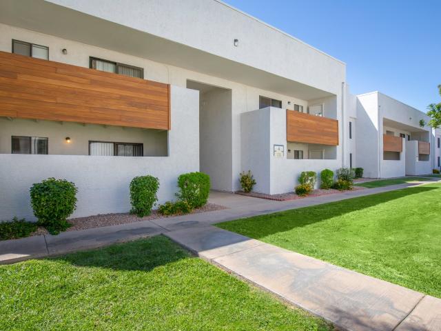 3 BR, 2 BA Apartment 1235 W Baseline Road Unit 203, Tempe, AZ 85283