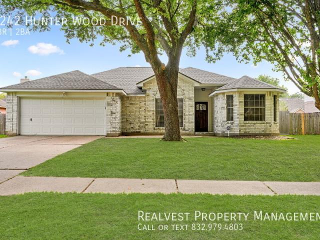 3 BR, 2 BA Apartment 1242 Hunter Wood Drive, League City, TX 77573