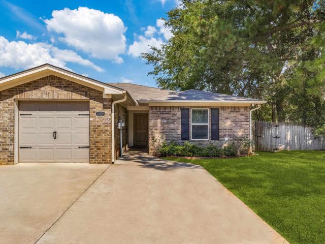 3 BR, 2 BA Apartment 12439 Kara Lynn Pl, Tyler, TX 75704