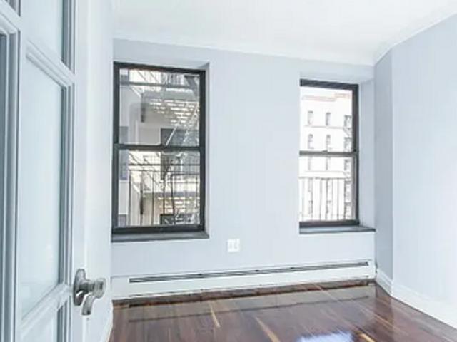 3 BR, 2 BA Apartment 124 Ridge St, Unit 4, New York City, NY 10002
