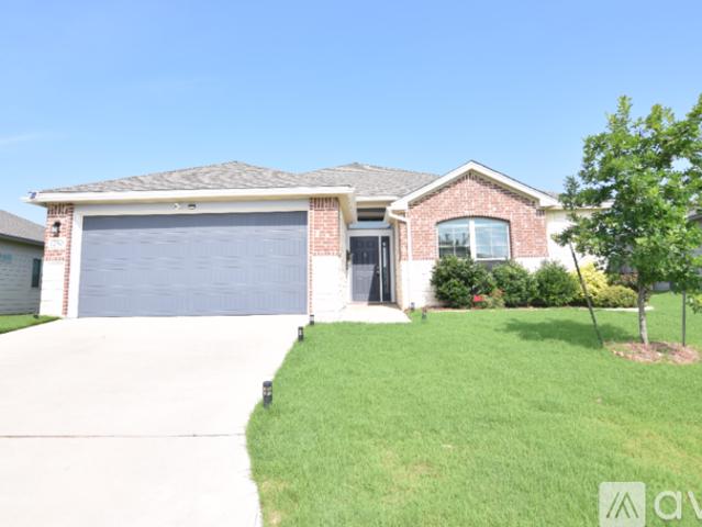 3 BR, 2 BA Apartment 1250 Lakeway Crossing Dr, Temple, TX 76502