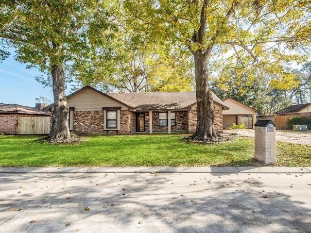 3 BR, 2 BA Apartment 12510 Old Riv Dr, Mont Belvieu, TX 77523