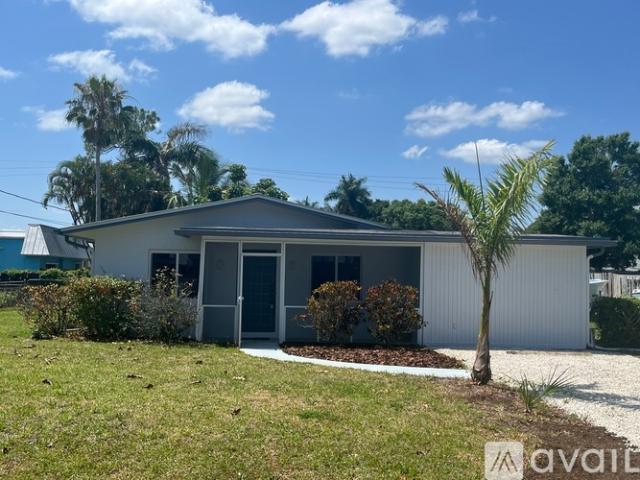 3 BR, 2 BA Apartment 1266 SW 29th Terrace, Palm City, FL 34990