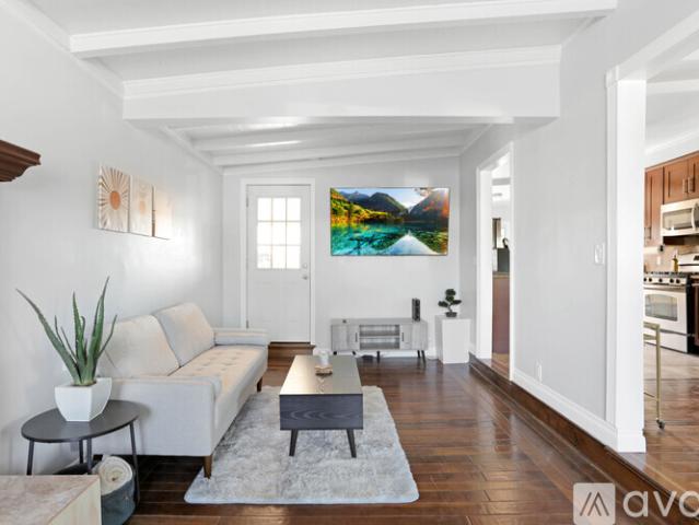 3 BR, 2 BA Apartment 1271 Essex St, Imperial Beach, CA 91932