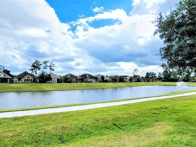 3 BR, 2 BA Apartment 12846 Northpointe Bnd Dr, Tomball, TX 77377