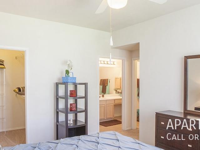 3 BR, 2 BA Apartment 12846 S Kirkwood RdÂ, Stafford, TX 77477