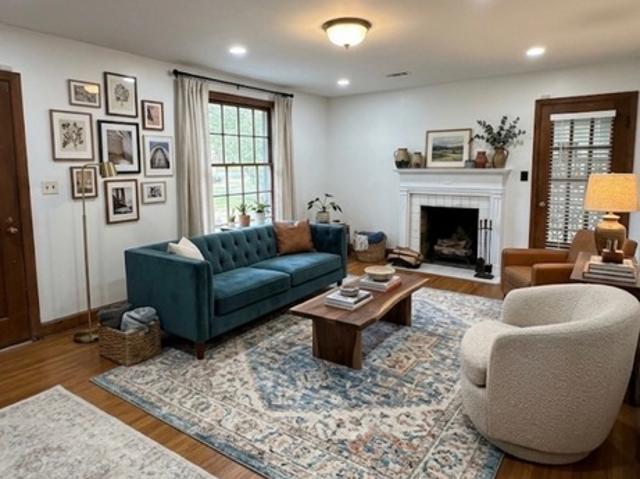 3 BR, 2 BA Apartment 128 Gordon Terrace, Nashville, TN 37207