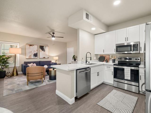 3 BR, 2 BA Apartment 1299 Antelope Creek Drive Unit 027, Roseville, CA 95678