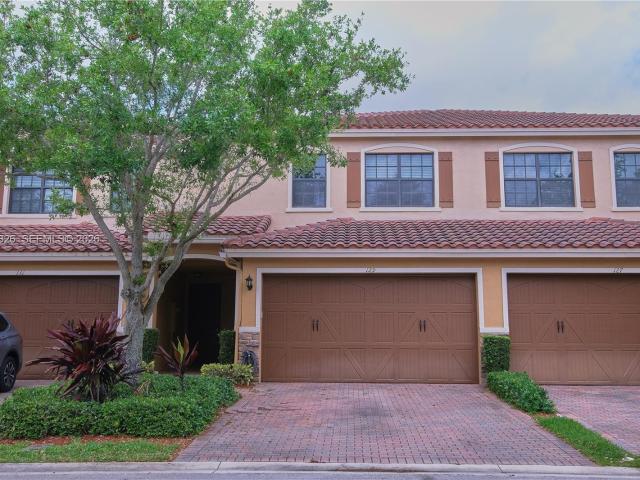 3 BR, 2 BA Apartment 129 Riverwalk Cir E, Plantation FL 33325, Plantation, FL 33325