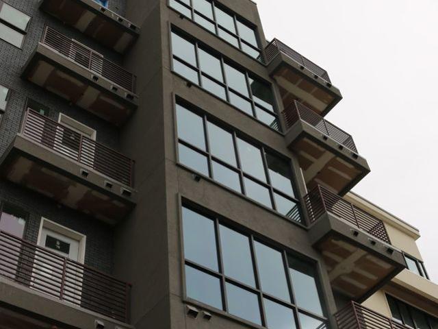 3 BR, 2 BA Apartment 1300 W 5th St, Austin, TX 78703