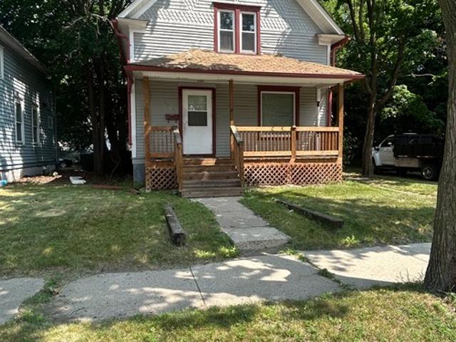 3 BR, 2 BA Apartment 1302 68th Street, Kenosha, WI 53143