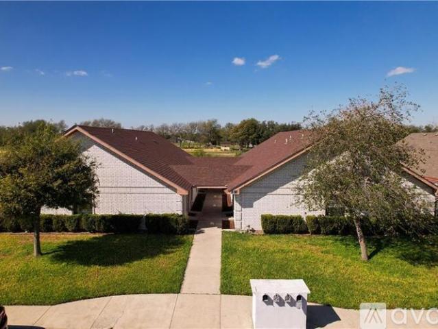 3 BR, 2 BA Apartment 1305 Mineral Rights Lane, Unit 2, Edinburg, TX 78541