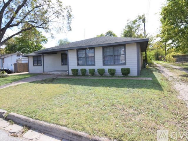 3 BR, 2 BA Apartment 1309 W Avenue D, Temple, TX 76504