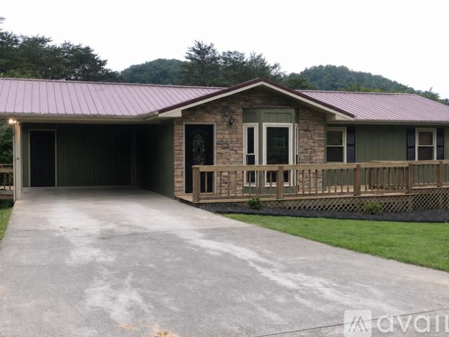 3 BR, 2 BA Apartment 1310 Blue Ridge Drive, Sevierville, TN 37862