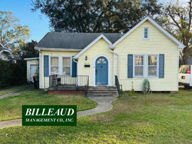 3 BR, 2 BA Apartment 1312 W University Ave, Lafayette, LA 70506