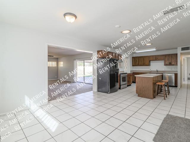 3 BR, 2 BA Apartment 1314 N 70th St, Scottsdale, AZ 85257
