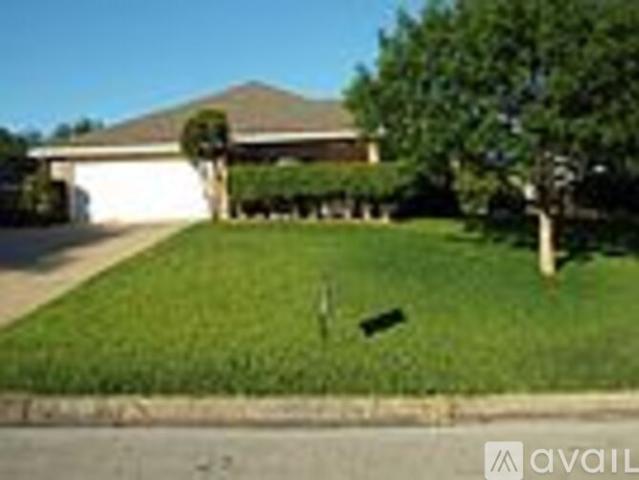 3 BR, 2 BA Apartment 1325 Colorado Drive, Benbrook, TX 76126