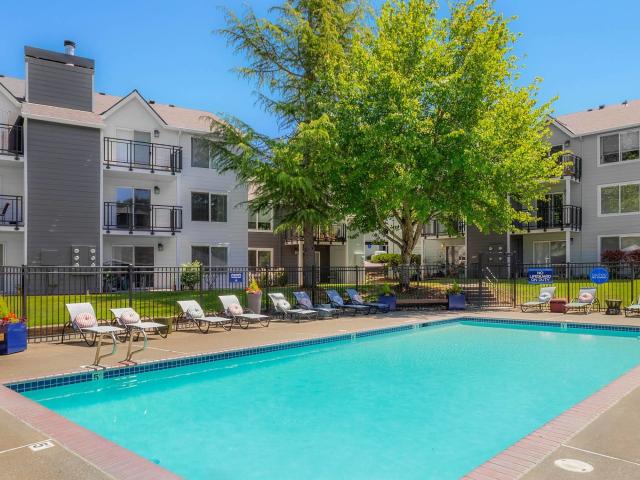 3 BR, 2 BA Apartment 13300 Southeast 122nd Avenue Unit B07, Clackamas, OR 97015