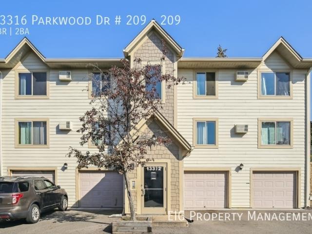 3 BR, 2 BA Apartment 13316 Parkwood Dr # 209, Burnsville, MN 55337