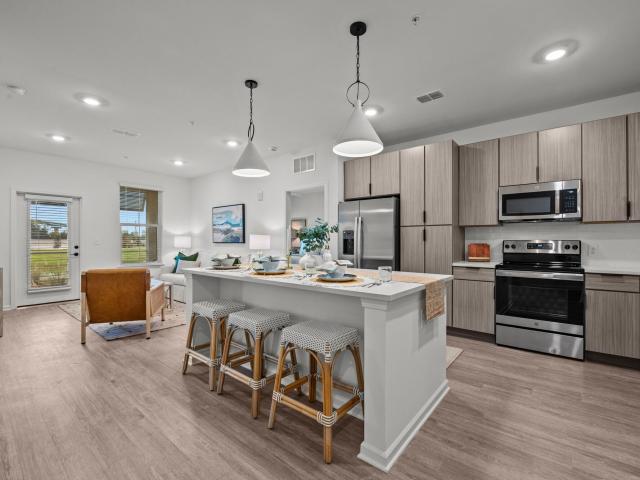 3 BR, 2 BA Apartment 13450 Perdido Key Drive Unit 10143, Pensacola, FL 32507