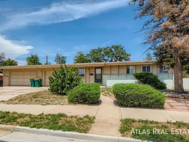 3 BR, 2 BA Apartment 13493 E Tennessee Avenue, Aurora, CO 80012