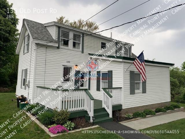3 BR, 2 BA Apartment 135 Old Post Rd, Kittery, ME 03904