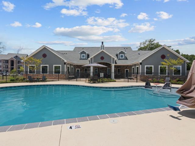 3 BR, 2 BA Apartment 1375 McCoy Street Unit 218, Opelika, AL 36801