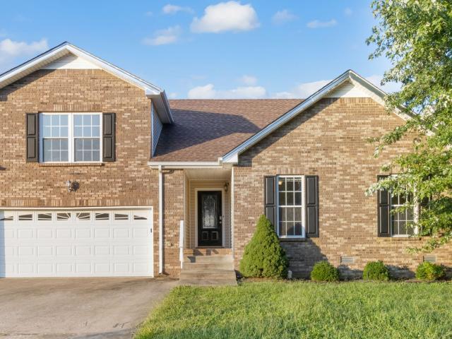 3 BR, 2 BA Apartment 1389 Bruceton Dr, Clarksville, TN 37042