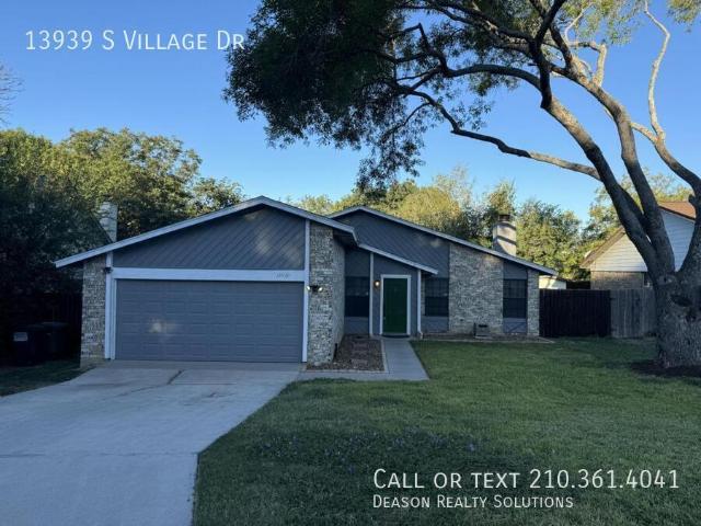 3 BR, 2 BA Apartment 13939 S Village Dr, San Antonio, TX 78249
