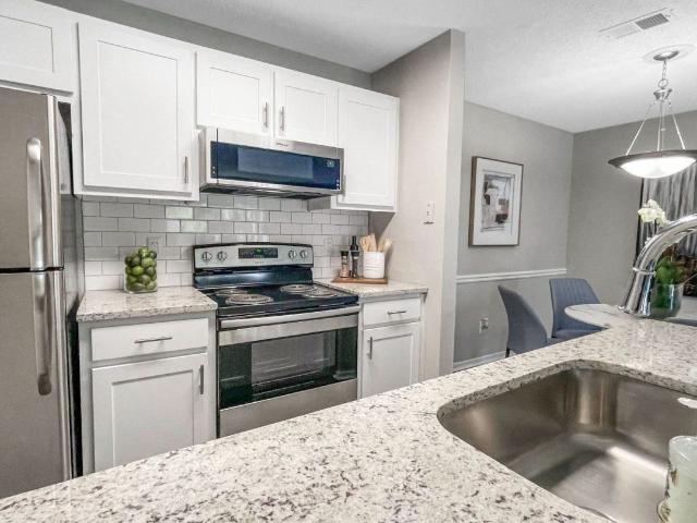 3 BR, 2 BA Apartment 1 Ashley Lakes Dr NW Unit 0517, Peachtree Corners, GA 30092