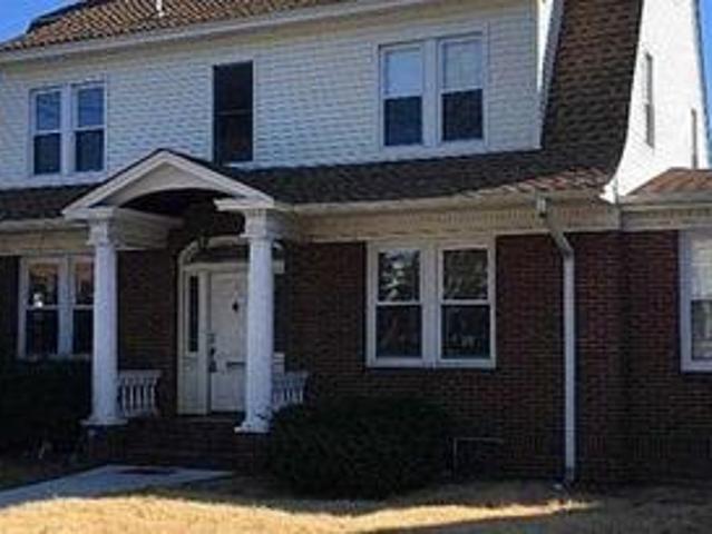 3 BR, 2 BA Apartment 1 Pomona Ave, Fair Lawn, NJ 07410