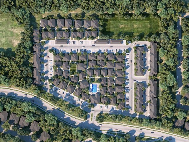 3 BR, 2 BA Apartment 2400 13 Montgomery Park Boulevard, Conroe, TX 77304