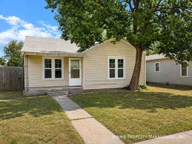 3 BR, 2 BA Apartment 2405 25th St Lubbock, TX 79411