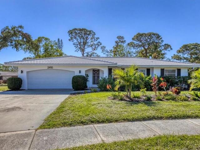 3 BR, 2 BA Apartment 2410 Cass Street, Sarasota, FL 34231