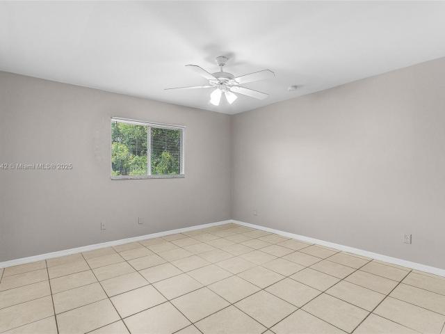 3 BR, 2 BA Apartment 2412 Millie Avenue South, Lehigh Acres, FL 33973