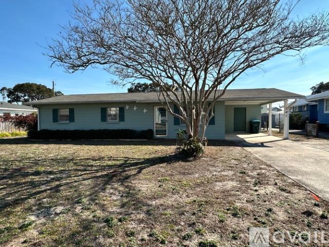 3 BR, 2 BA Apartment 241 Belaire Dr, Panama City Beach, FL 32413