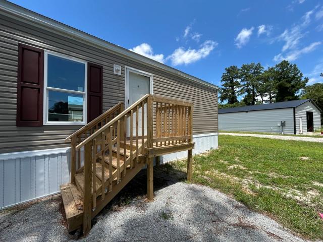 3 BR, 2 BA Apartment 2421 Caulie Harris Road, Adel, GA 31620