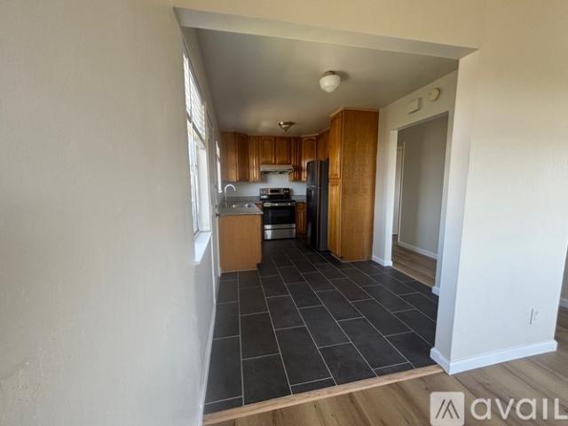 3 BR, 2 BA Apartment 2425 East 21st Street, Unit #4, Oakland, CA 94601