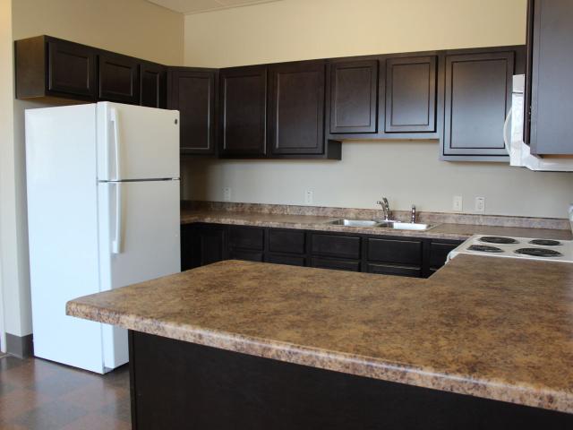 3 BR, 2 BA Apartment 2427 W 4th St Unit 258, Duluth, MN 55806